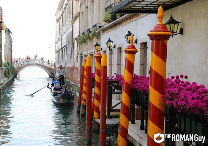 How To Use Venice Public Transportation | The Roman Guy